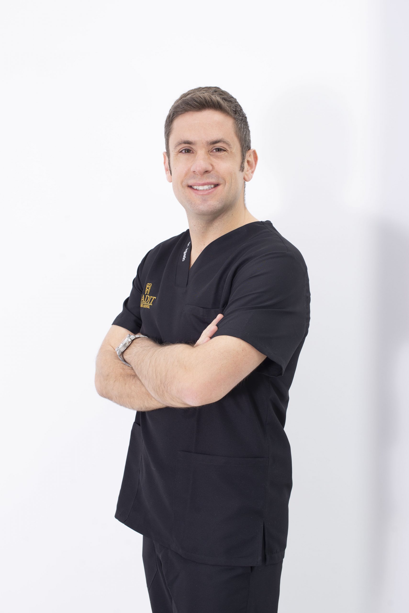 Dr. José María Aguado Gil: Cirugía - Clínica Dental Vallecas